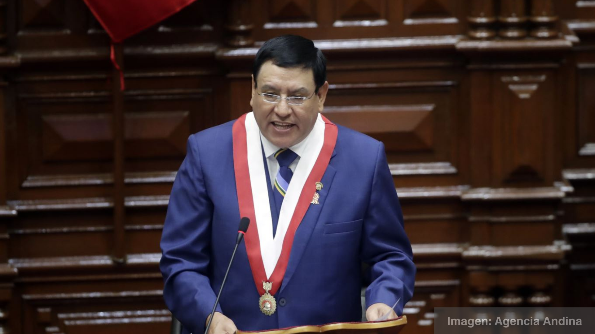 Trabajadores de Alejandro Soto usan cuentas para atacar a congresistas